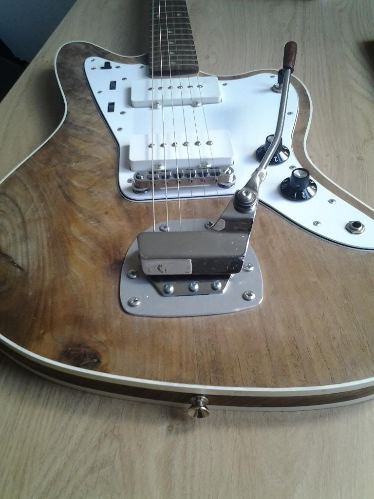 NGD: FinnEli Hollowbody Walnut Jazzmaster (by Ohm-men) - OffsetGuitars.com